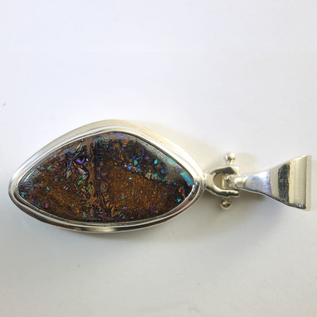 Solid Boulder Matrix Pendant – Macs Opals
